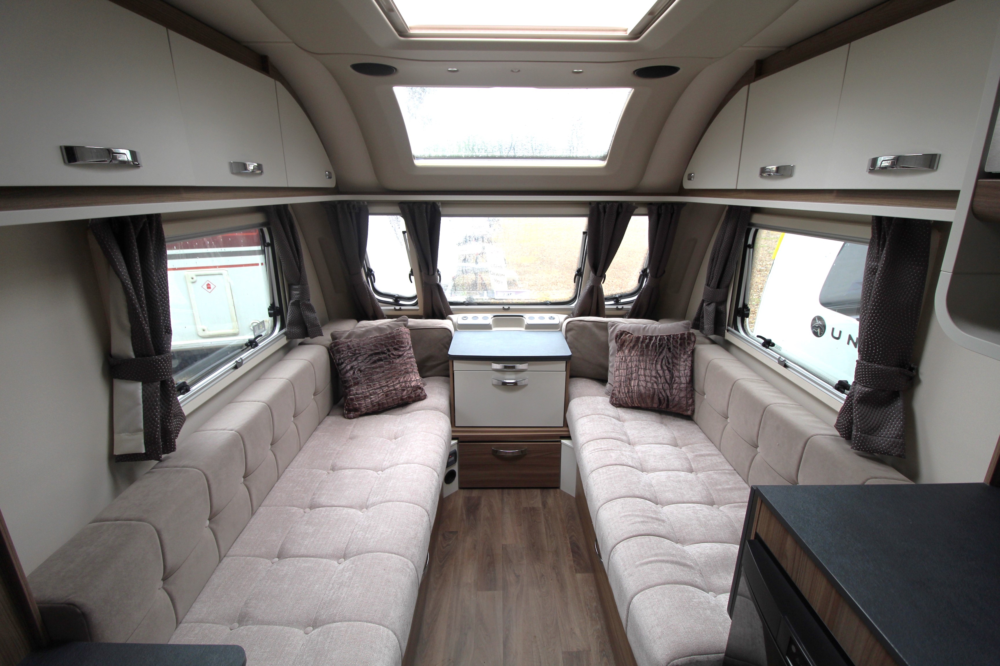 Used Swift Ace Ambassador 2 Berth Caravan