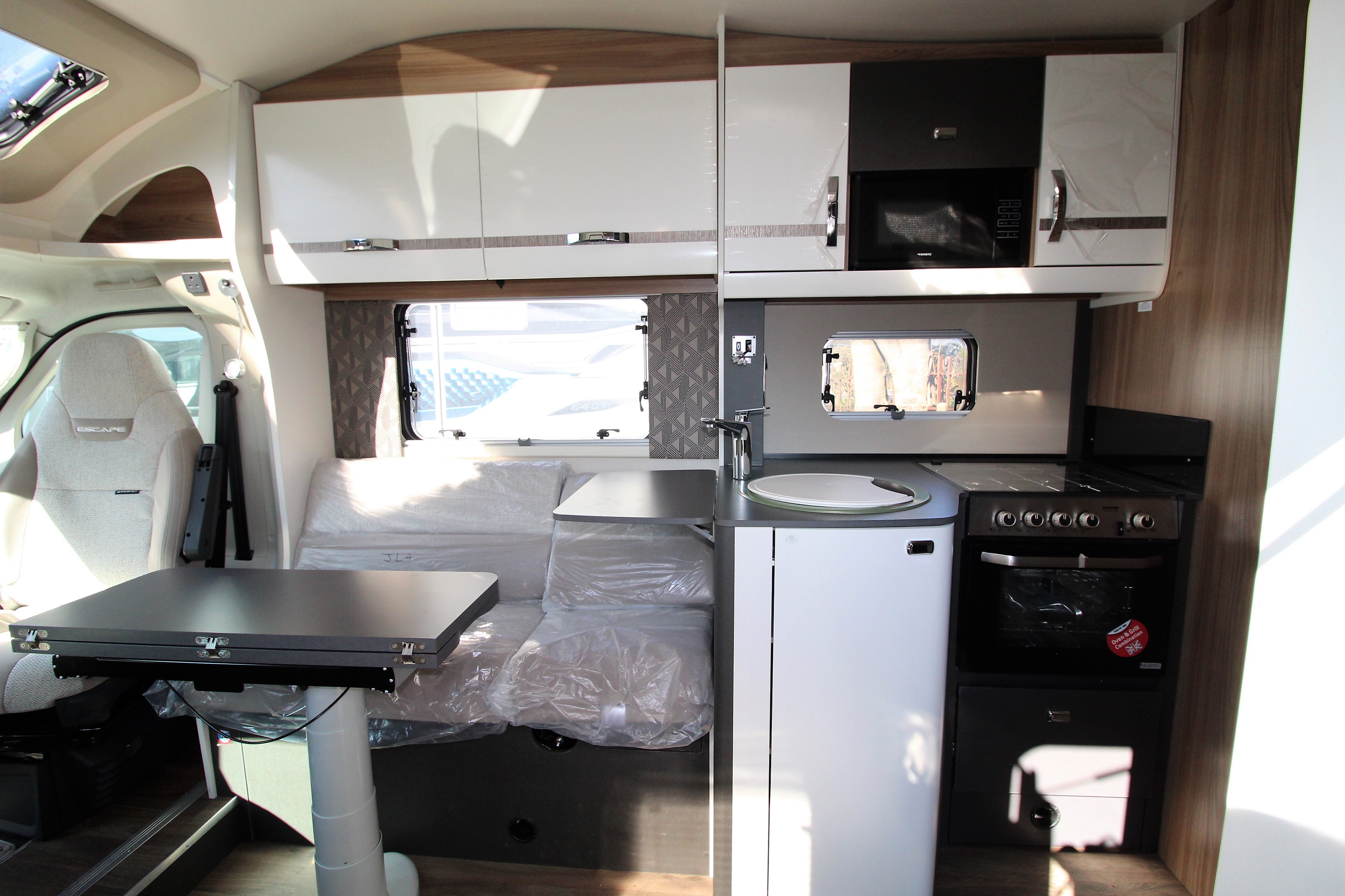 New Swift Escape 694 NEW