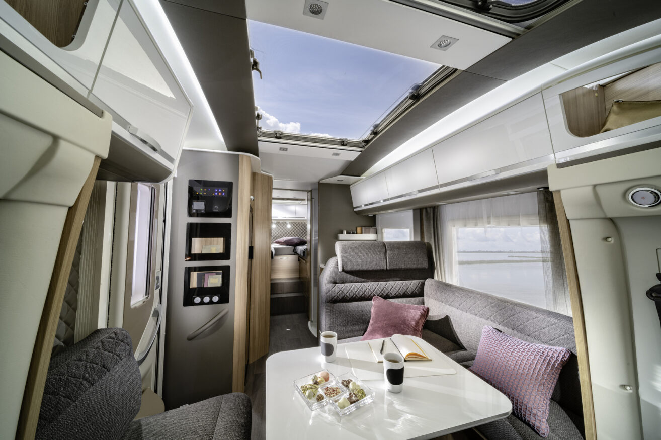 2024 Adria Matrix Supreme MB 670 SL | Wandahome (South Cave) Ltd