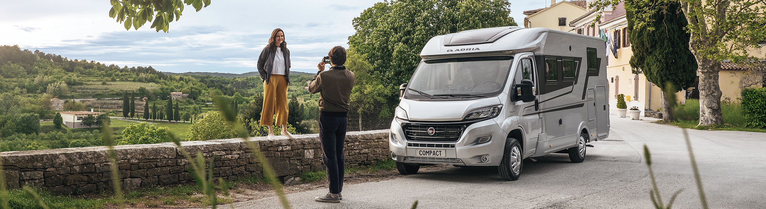 Wandahome - Adria Compact Supreme DL - 3 berth compact motorhome ...